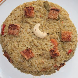 Brown rice veg pulao with wholemeal bread | Chitra's Healthy Kitchen